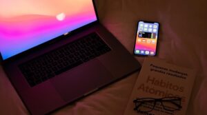 【保存版】HelloTalk(PC版)使用方法！アプリとの違いと注意点 | ボーダレスlife